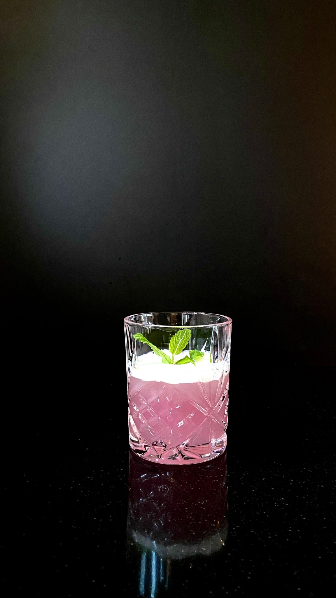 Grapefrukt- och basilikadrink – GOURMETMORSAN